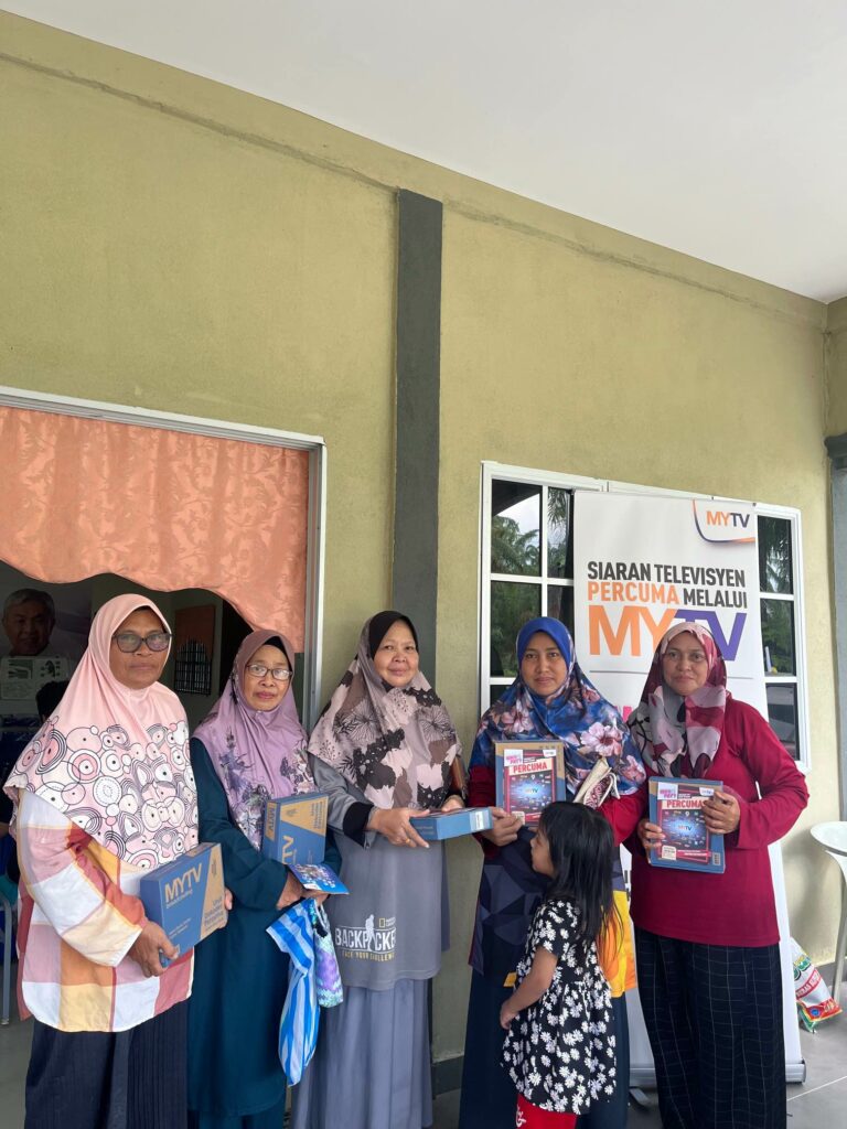 Jelajah MYTV Kampung Parit 23, Tanjung Bayan, Perak - MYTV BROADCASTING